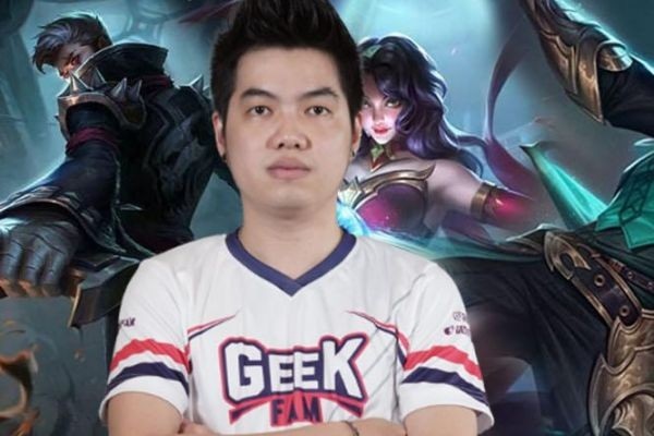 Geek Fam Resmi Berpisah Dengan InstincT! | SPIN Esports
