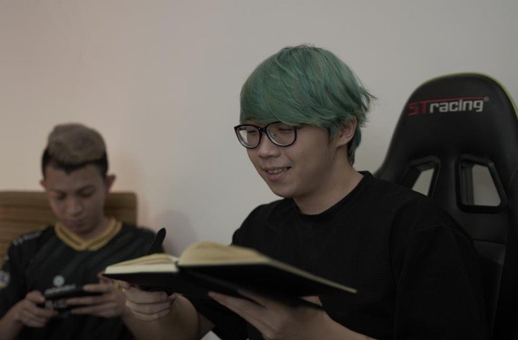 Inilah Tim yang Ingin Dilawan RRQ di MPLI 4 Nation Cup Versi James ...