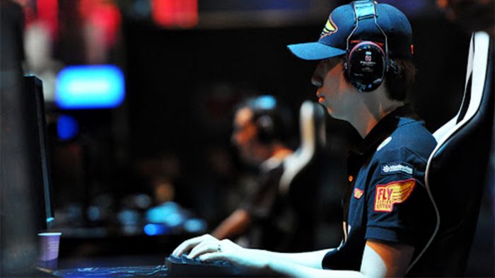 Sangat Besar! Inilah Gaji Pro Player Suatu Game eSports Indonesia ...