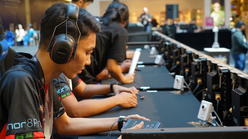 Selain Jadi Pro Player Pekerjaan Ini Sangat Menjanjikan di Industri ...