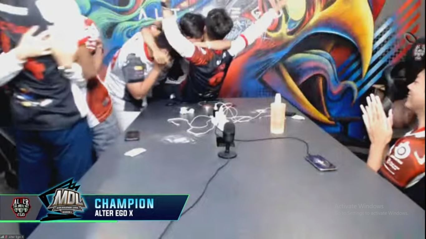 Tumbangkan EVOS Icon, Alter Ego X Jadi Juara MDL ID Season 4! | SPIN