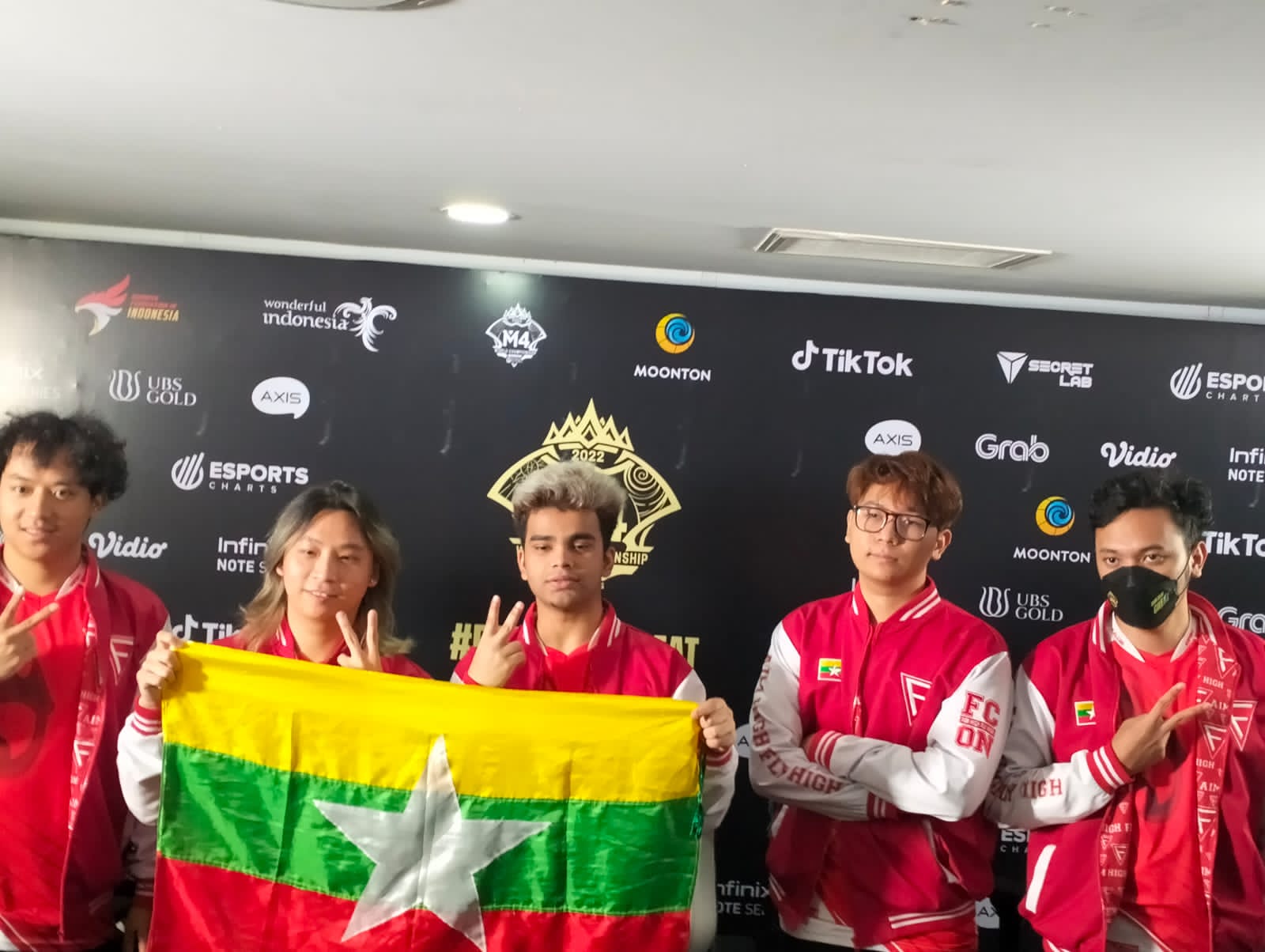 Tumbangkan Incendio, Falcon Esports Ingin Temui RRQ Hoshi Karena Alasan ...