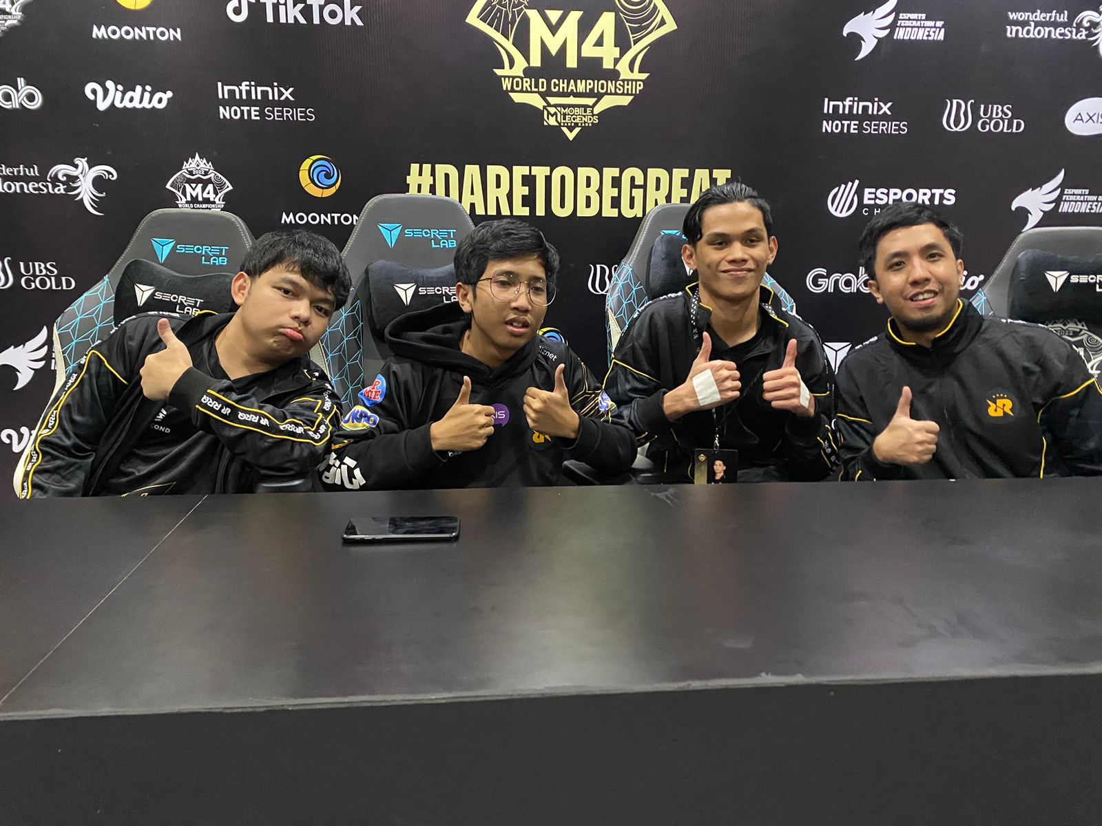 Bakal Bertemu Todak, RRQ Acil: Meta Saat Ini Cocok dengan Mereka