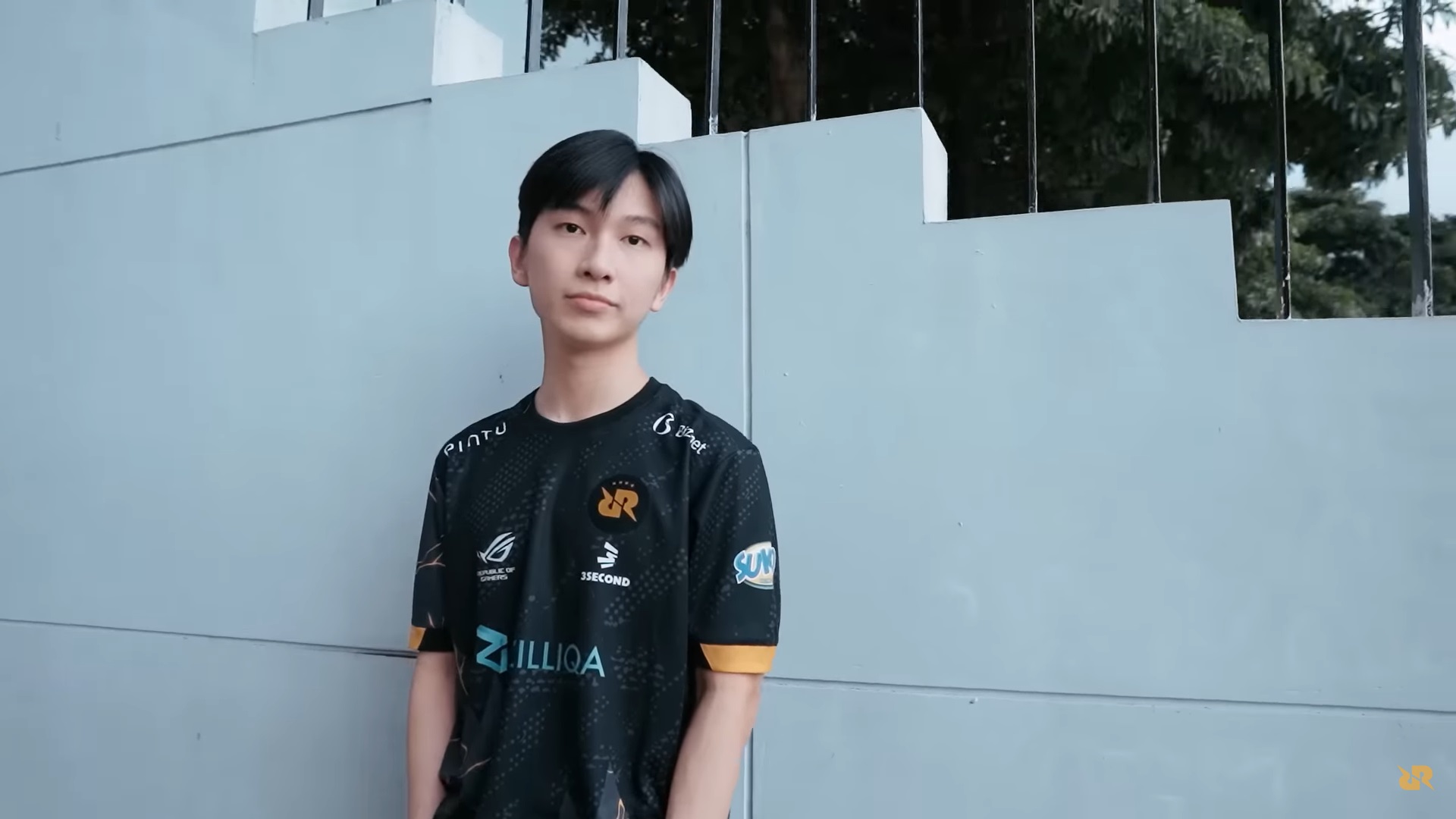 Renbo Resmi ke RRQ, Berapa Biaya Transfernya? | SPIN