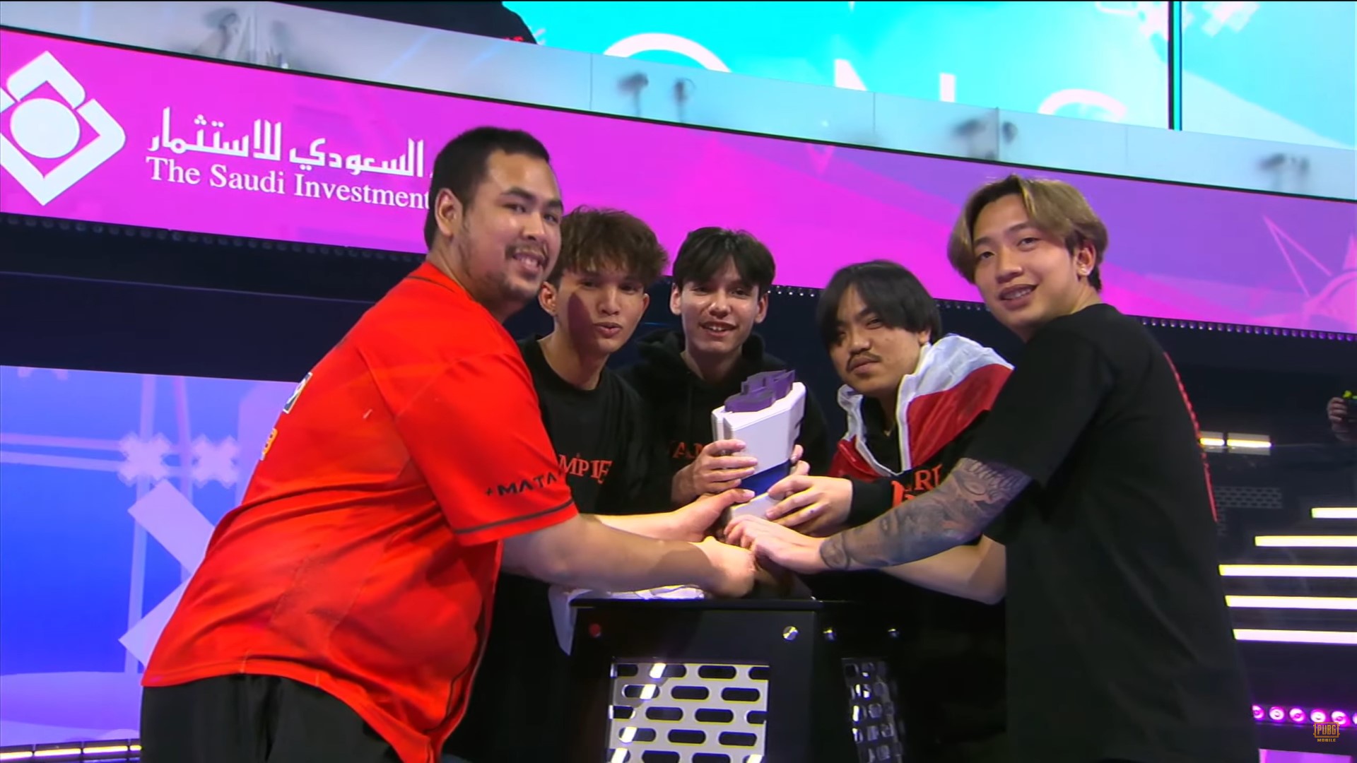 PMWI 2023: Vampire Esports Kembali Jadi Juara! | SPIN