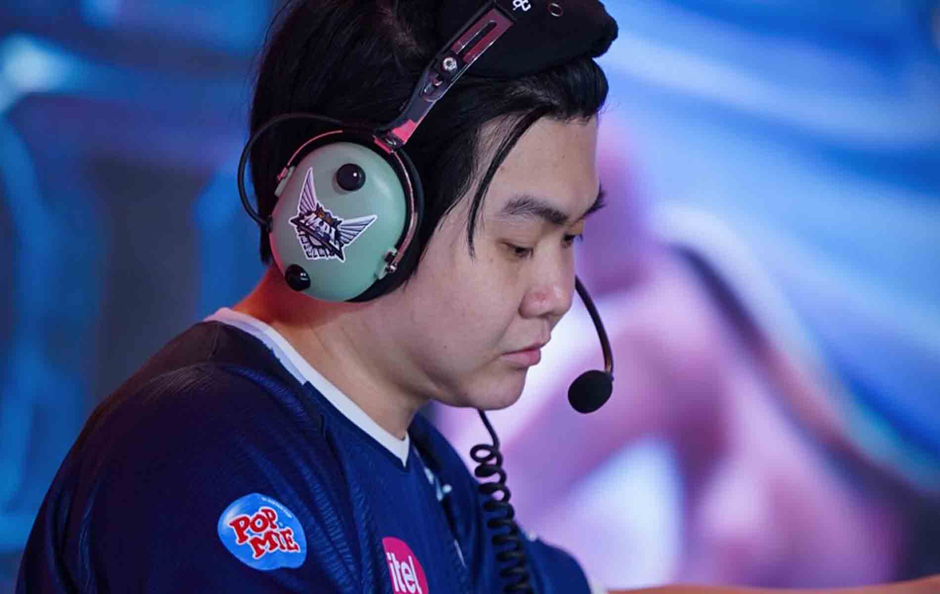 Coach Age Sebut Akan Ada Perubahan di EVOS Glory?