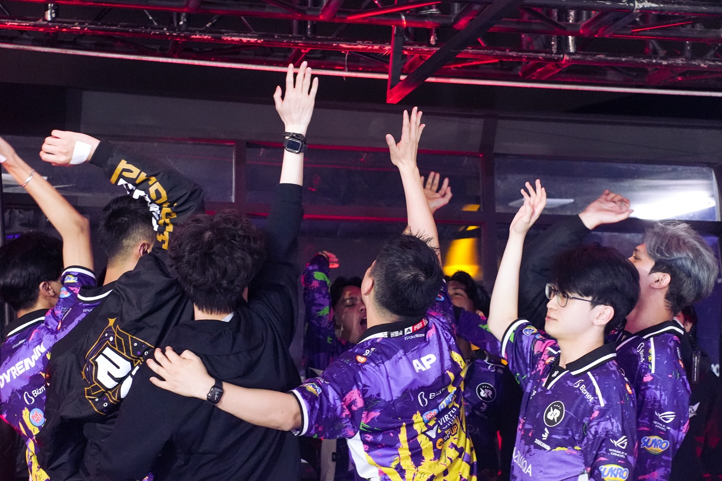 RRQ Hoshi & Team Liquid Jadi Wakil Indonesia di M6 World Championship